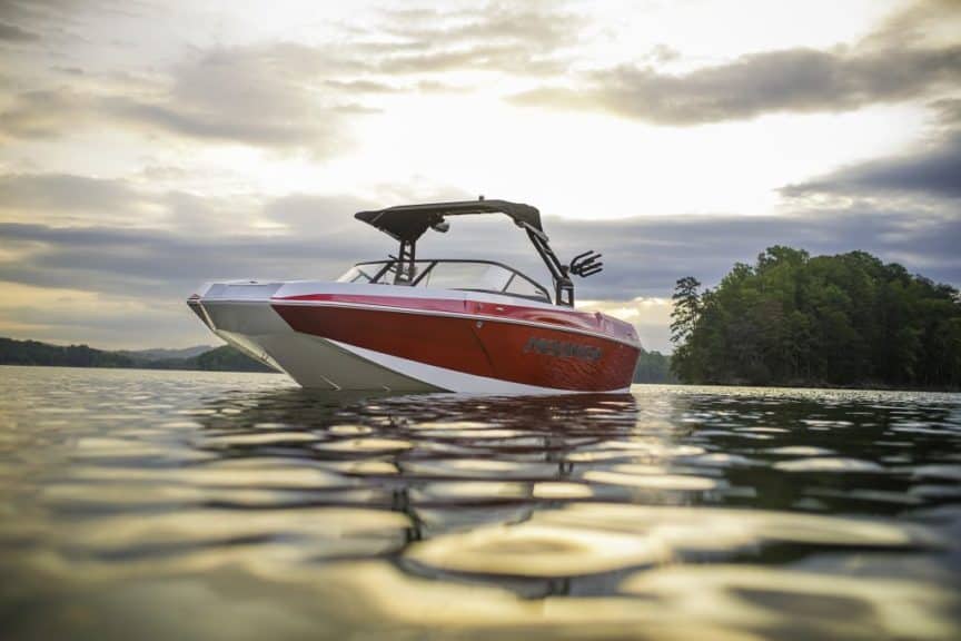 Wake Board Wednesdays! - Lake Escapes Boat Rentals