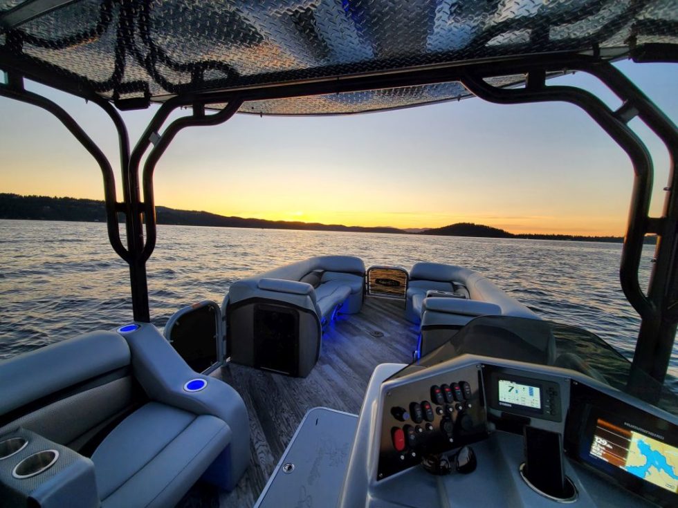 Aloha Water Slide 26' Silver - TriToon - Lake Escapes Boat Rentals